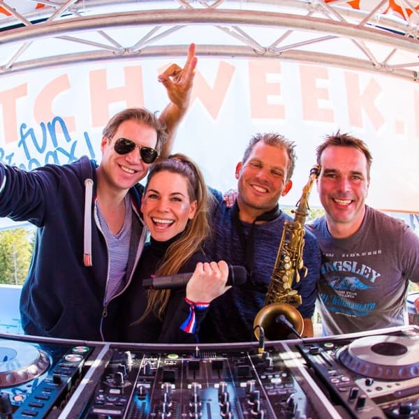 DJ Ro is de nr. 1 allround DJ uit het 't Gooi! | Boek nu!